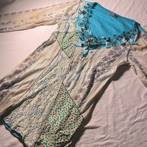 Tops | Gypsy Daisy Blue Floral Long Sleeve Blouse | Poshmark
